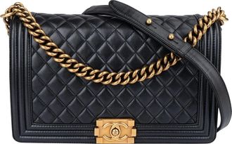 Chanel Crossbody Bags - Chanel Quilted Lambskin Medium CC Boy Single Flap - Gr. unisize - in Schwarz - f&uuml;r Damen