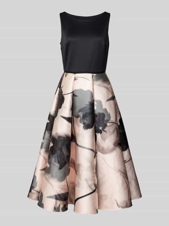 Swing Cocktailkleid mit Rundhalsausschnitt