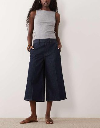 Abercrombie & Fitch culotte en jean taille haute d&eacute;lavage indigo-Bleu