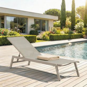 IDIMEX Gartenliege ESPIRITU h&ouml;henverstellbar, Champagne - Sonnenliege mit verstellbarem Kopfteil aus Aluminium und UV-best&auml;ndigem Textilene, f&uuml;r Terrasse Bal