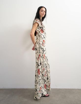 Topshop Satin-Jacquard-Maxikleid mit Puff&auml;rmeln und rotem und schwarzem Blumenmuster-Multi