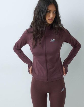 New Balance sweat zipp&eacute; ajust&eacute; int&eacute;gral rouge cerise