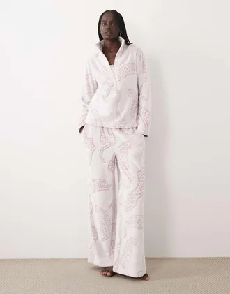 Chelsea Peers ensemble loungewear en polaire &agrave; imprim&eacute; l&eacute;opard rose-Multi