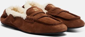 Miu Miu Mocassins Ruches en daim et shearling