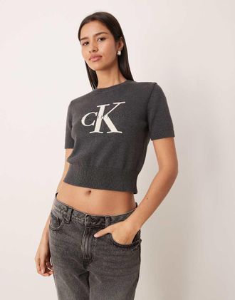 Calvin Klein Jeans Top en maille &eacute;paisse avec logo monogramme - Gris