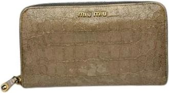 Miu Miu Portefeuille Vintage Pr&eacute;-poss&eacute;d&eacute; effet croco - Femme - Pre-owned - Beige - Taille: ONE Size