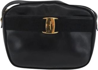 Ferragamo Sac bandouli&egrave;re appareil photo Vara Bow Pre-owned - Femme - Pre-owned - Noir - Taille: ONE Size