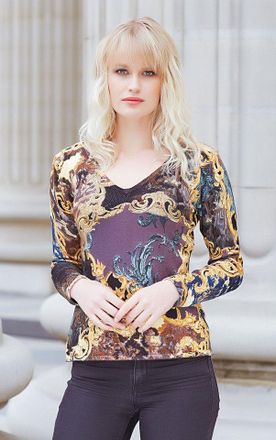 Passioni Strickpullover mit V-Ausschnitt in einem dekorativen Mustermix mit Strassdetails