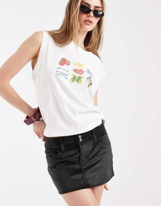 Levi's mini-jupe en velours c&ocirc;tel&eacute; noire