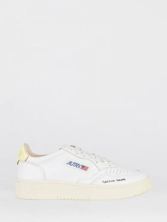 Autry Baskets AUTRY Femme couleur Jaune