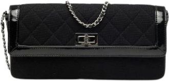Chanel Sac bandouli&egrave;re matelass&eacute; en jersey Pre-owned - Femme - Pre-owned - Noir - Taille: ONE Size