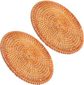 Cabilock 2 St&uuml;ck Handgewebte Rattan Untersetzer Boho Stil Hitzebest&auml;ndige Saugf&auml;hige Tischschutzmatten Vielseitige Isolierpads f&uuml;r Hei&szlig;e Getr&auml;nke T&ouml;pfe und Out