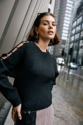 Freeman T. Porter Strickpullover Perline - stylischer Cutout Pullover - Strickpullover