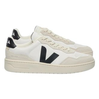 Veja Wei&szlig;e Ledersneaker mit schwarzen Akzenten - - Shoes - Damen - Mehrfarbig - 37 EU