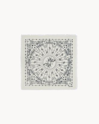 Kujten Petit bandana cachemire, imprim&eacute; signe astrologique Taureau - Petit Bandana Hachi Sign Taureau