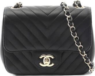 Chanel sac à bandoulière à chevrons (2017-2018) - Noir