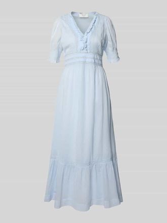 Neo Noir Midikleid mit R&uuml;schen und H&auml;kelspitze Modell Alvina