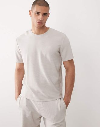 HUGO BOSS Geripptes Lounge-T-Shirt in Hellgrau, Kombiteil