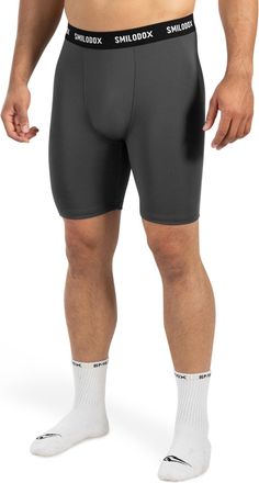 Smilodox Laufshorts Herren Zeyn, enganliegende Base Layer Trainingsshorts mit mittlerem Bein & elastischem Bund mit Logo, Funktionsshorts glattes Material, ide