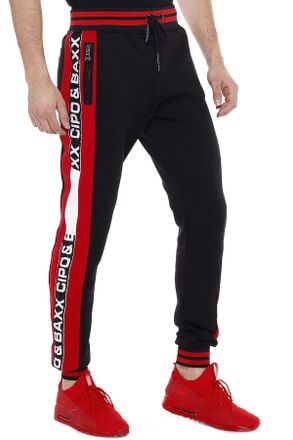 Cipo & Baxx Herren Jogginghose CR115 Rot - Bequeme Freizeithose mit sportlichem Schnitt, funktionalen Taschen und modischem Design f&uuml;r Alltag, Sport und Streetwea