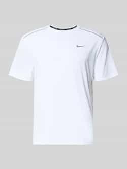 Nike T-Shirt mit Rundhalsausschnitt und Logo