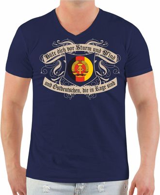 Spass Kostet Herren M&auml;nner T-Shirt H&uuml;te Dich vor Sturm und Wind und Ostdeutschen DDR NVA