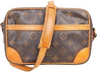 Louis Vuitton Crossbody Bags - Louis Vuitton Canvas Monogram Trocadero 23 Crossbo - Gr. unisize - in Braun - f&uuml;r Damen