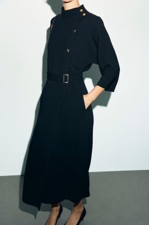 Gerard Darel Robe midi &agrave; col montant et boutons dor&eacute;s - CAPU - Noir