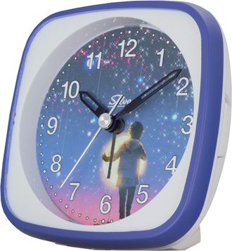 SELVA Kinderwecker Sternenhimmel mit Motiven. Schleichende Sekunde lautlos, analog, f&uuml;r Kinder, buntes Zifferblatt mit Licht/Weckwiederholung. Ma&szlig;e: 95 x 95