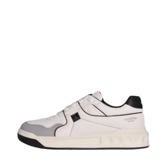 Valentino Garavani One Stud Panelled Sneakers - - Shoes - Herren - Wei&szlig; - 43 EU
