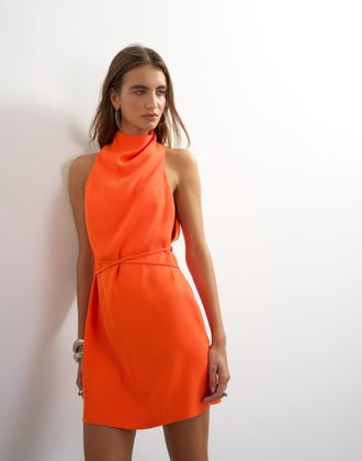 Topshop robe courte en cr&ecirc;pe &eacute;pais &agrave; col b&eacute;nitier avec lien &agrave; la taille en orange-Rouge