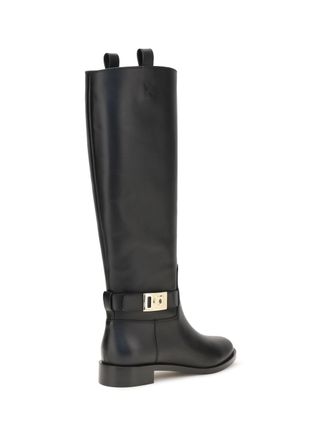 Ferragamo Womens Hug Boots Black Calf Leather Bos Taurus