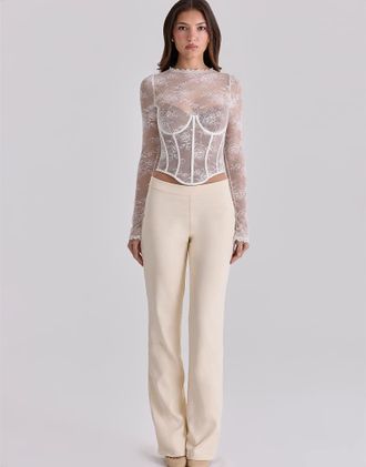 House of CB Zoe - Top corset en dentelle &agrave; manches longues - Ivoire vintage-Blanc