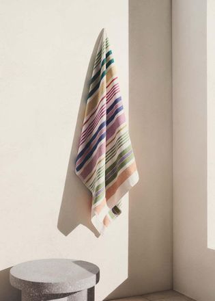 Mango Serviette de plage en coton &eacute;ponge &agrave; rayures multicolores &eacute;cru - Home - 100x180cm - MANGO HOME