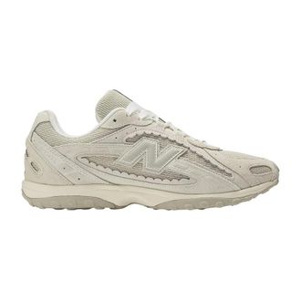 New Balance Femme, Chaussures, Beige, Taille: 37 1/2 EU Baskets 204L
