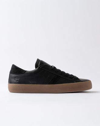 D.A.T.E. hill low workshop black-gum