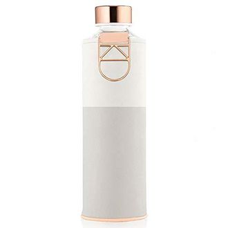 Equa Sage, große Trinkflasche mit Kunstleder-Hülle 750 ml, aus Borosilikatglas, BPA-frei und Auslaufsicher., MM faux SA