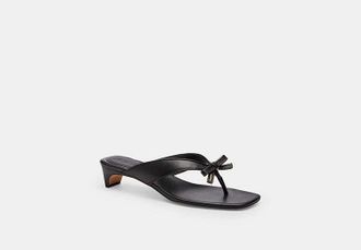 Coach Zehensandale Mit Kitten Heel Und Schleife