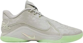 Nike Homme, Chaussures, Gris, Taille: 48 1/2 EU LeBron Xxii