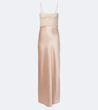 Aya Muse Robe longue Myra en satin &agrave; dentelle