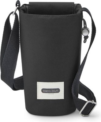 Black + Blum BLACK+BLUM Isolierte Flaschentasche, Schwarz, Nachhaltige Kühltasche Flasche aus recyceltem PET, Wasserabweisend & auslaufsicher, Kühltasche für einze