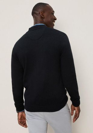 DELMAO Strickjacke Neue Kollektion! Highlight Stickerei & Taschen mit V-Ausschnitt, Regular Fit, mit Langarm, mit Knopfleiste