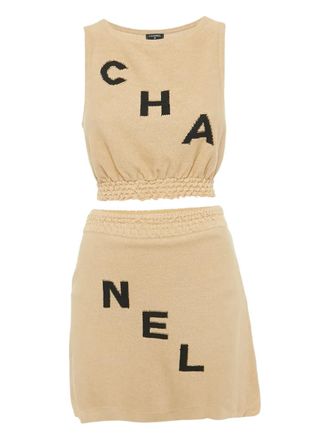 Chanel &Auml;rmelloses Rock-Set mit Logo - Nude