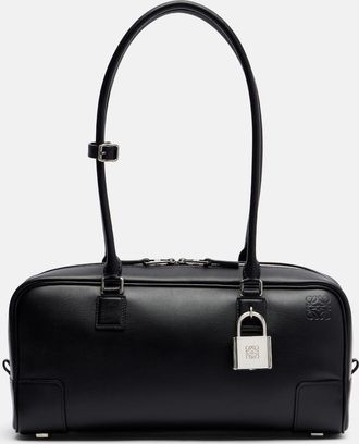 Loewe Schultertasche Amazona 31 aus Leder