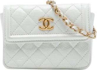 Chanel Sac banane matelass&eacute; Pre-owned - Femme - Pre-owned - Blanc - Taille: ONE Size
