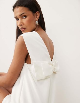 Vila Robe droite courte sans manches avec noeud dans le dos - Blanc