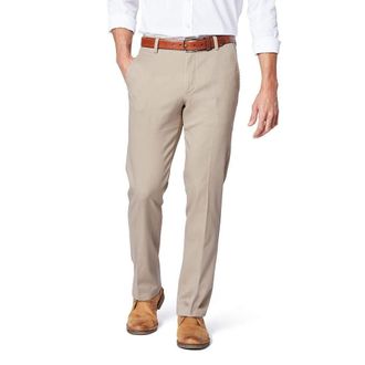 Dockers Herren Signature Khaki Slim Fit Pants Refined Chinos, British Khaki, 28W / 32L