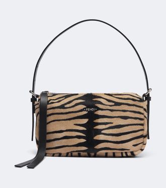 Fendi Schultertasche aus Kalbshaar mit Leder