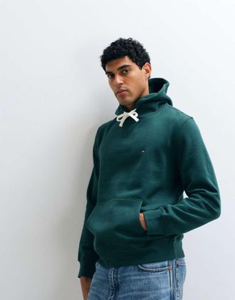 Tommy Hilfiger Hoodie mit Flaggen-Logo in Dunkelgr&uuml;n