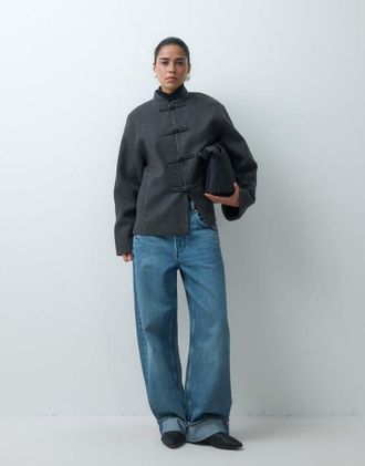 Asos kragenlose formelle Jacke mit Knebelverschluss-Details in Anthrazit-Grau